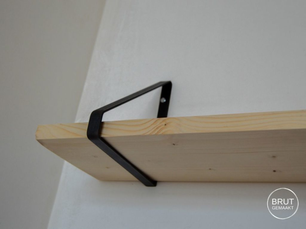 Wandplank met stalen dragers - Brut Gemaakt